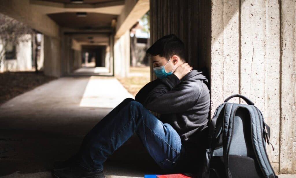 10 Signs Your Mental Health Is Getting Worse Psychicare